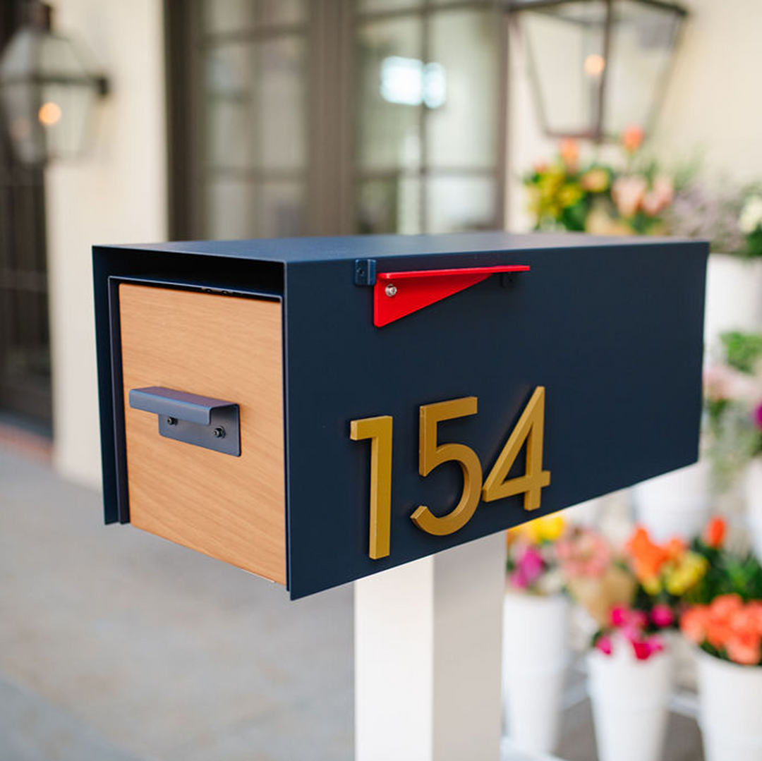 Malone Post Mount Mailbox – Post & Porch