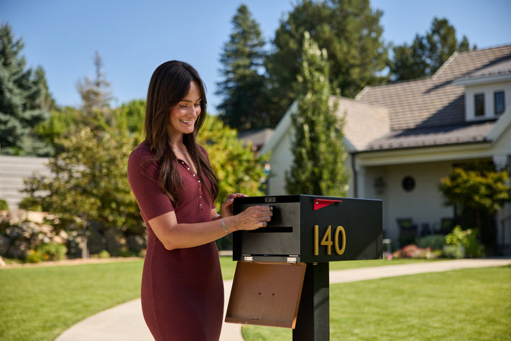 Modern Cubby Wall Mounted Mailbox – Post & Porch